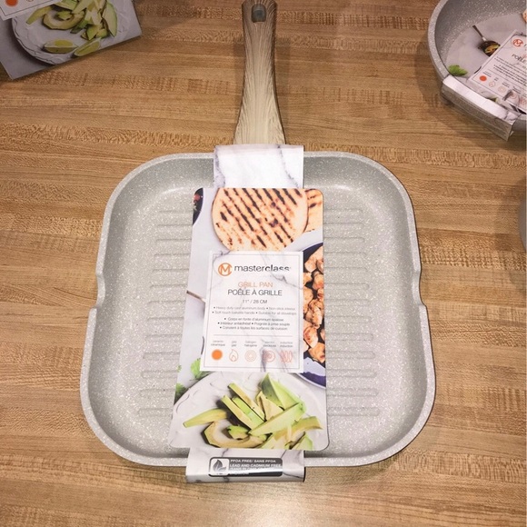 Masterclass | Kitchen | Masterclass Beige Speckled Grill Pan | Poshmark